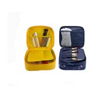 China Reusable PVC Ladies Makeup Kit Bags Casual Cosmetic Wash Bag for sale