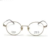 China TD069 Lightweight Titanium Frame for Round Eyewear Superior Material for sale