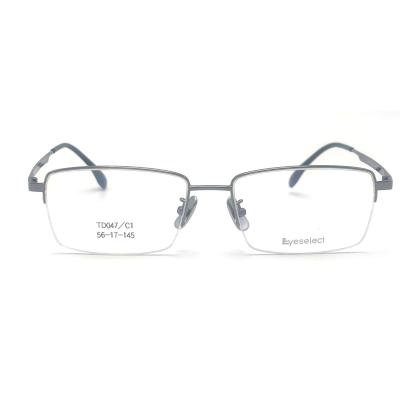 China TD047 Titanium Frame with Rectangle Eye Shape for sale