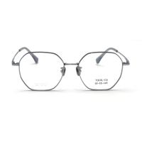 China TD076 Square Eye Shape Titanium Frame Elevate Your Business Performance for sale