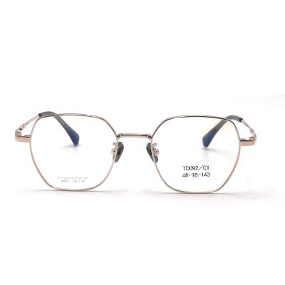 China TD092 Square Eye Shape Unisex Titanium Frame for Performance for sale