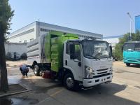 China Isuzu KV600 130hp Eu5 4x2 High Pressure Road Sweeper Truck 5m³ Water Tank for sale