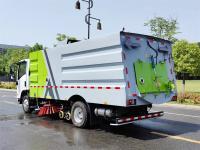 China Isuzu KV600 130hp Eu5 4x2 High Pressure Road Sweeper Truck 5m³ Water Tank for sale