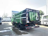 China 6 Gears Transmission Street Sweeping Truck 9m³ Water Tank 7m³ Dust Bin Airport Road Cleaning for sale
