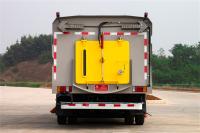 China Isuzu KV100 115hp Eu 5 Road Sweeper Truck 2.5m3 Water Tank High Pressure Dust Reduction for sale