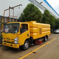 China ISUZU KV600 700P High Pressure Sweeper Truck 5m³ Water Tank 3m Clean Width for sale