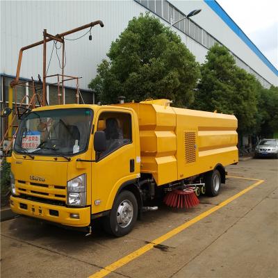 China ISUZU KV600 700P High Pressure Sweeper Truck 5m³ Water Tank 3m Clean Width for sale