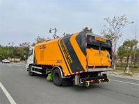 China 10cbm Wet and Dry Road Sweeper Truck High Pressure 10MPa 24V for sale