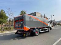 China CCC Certified Wet and Dry Road Sweeper Truck 10cbm Water Spray Dust Removal 18000kg GVW for sale