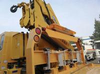 China 5 Tons HOWO Euro 3 Euro 5 Flatbed Wrecker Truck with 4 Tons Knuckle Crane for sale