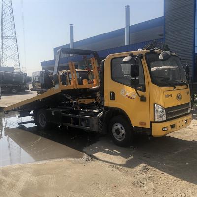 China Euro 6 LHD FAW Flatbed Recovery Truck 4 Tonne 5600mm Bed 2 Section Underlift for sale