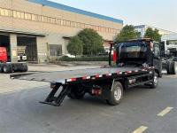 China Isuzu 130hp Roll Off Deck Carrier Flatbed Wrecker Truck 5 Tons for sale