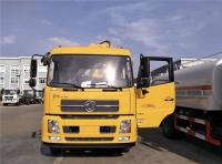 China Diesel Fueled Flatbed Wrecker Truck 8 Tons With Folding Crane for sale