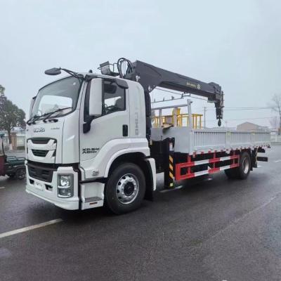 China ISUZU FTR 205hp 8 Ton Truck Mounted Crane 4x2 XCMG Straight Arm for sale