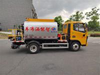 China Dongfeng 4000L Asphalt Spray Truck 120HP YC4FA120-30 Engine Intelligent Control for sale