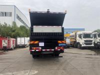 China Sinotruck Howo 38000kg GVW Synchronous Chip Sealer Truck 8000L Asphalt 12000L Gravel for sale