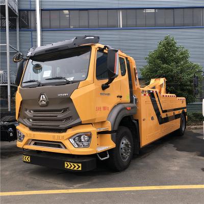 China Howo Sinotruck 310hp 16 Ton Medium Duty Tow Truck 4x2 Euro 6 LHD for sale
