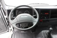 China Isuzu KV100 115hp 2 Ton 3 Ton Light Cargo Box Van Truck GVW 3500kg 4x2 Diesel for sale