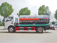 China 4x2 Dongfeng 8 cbm Sewage Suction Truck 10000L Water Tank 135hp Diesel for sale