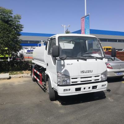 China ISUZU 100P 4000L Carbon Steel Water Tanker Sprinkler Truck 4x2 98hp for sale