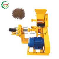 China Simple Structure Dry Fish Feed Pellet Machine Extruder For Farm Small Scale Floating Fish Feed Meal Pellet Machine for sale