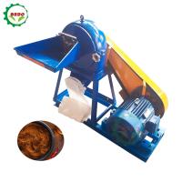 China Corn Fodder Crusher Yellow Bean Maize Tooth Claw Grinding Machine for sale