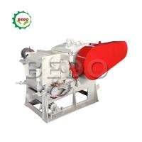 China Large Productivity Drum Chipper And Shredder Wood Logs for Biomass Wood Chipper with Conveyor for sale