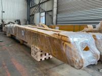 China Maximize Your Jobsite Efficiency: A Custom-Boom Pile Driver with Integrated Bucket Capability for sale