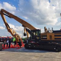 China Hard Soil Vibratory Pile Driver - 420KN Force & Global Project Compatibility for sale