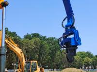China 12 Meter Side Grip Vibro Hammer For Narrow Working Space for sale
