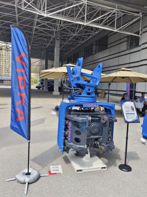 China Side Grip Pile Driver Fast and Smooth Pile Lifting for Excavator for sale