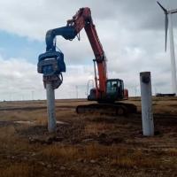 China 10m Solar Pile Driver: Vibro Hammer for Coated Concrete Piles for sale