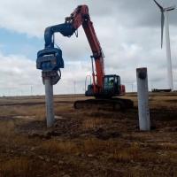 China 12m Depth Vibratory Pile Hammer: RC Hydraulic Drive, Pollution-Free & Efficient Foundation Work for sale