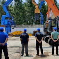 China Precise Electric Vibro Hammer - 21m Sheet Pile Driving Equipment for sale