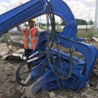 China Zoomlion ZE310 Pile Driver: 3200RPM Vibro Hammer for Steel Sheet & Concrete Piling for sale