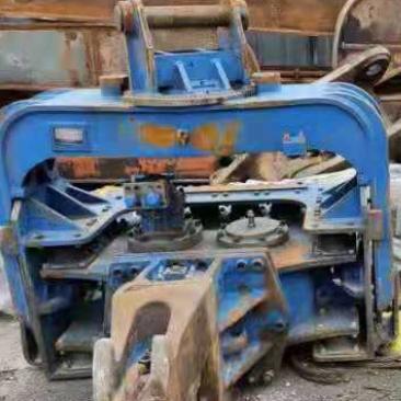 China Hydraulic Pile Driver for Watercourse: 18M Deep Driving & Saltwater-Adapted Excavator System for sale