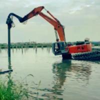 China Boat Type Excavator Mounted Pile Driver - 15m Pile Length 40T Capacity With High Vibration Efficiency for sale
