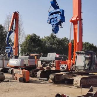 China Heavy-Duty Pile Driver | 1700kg Hammer Weight for Stable 10-Meter Deep Driving for sale