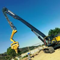 China Heavy-Duty Pile Driver | 3.3 Ton Vibrating Hammer for Large Steel Plate Pile Construction for sale