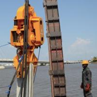 China 1000R/MIN High-Frequency Pile Driver - 35t Excavator-Mounted Sheet Pile Machine for sale