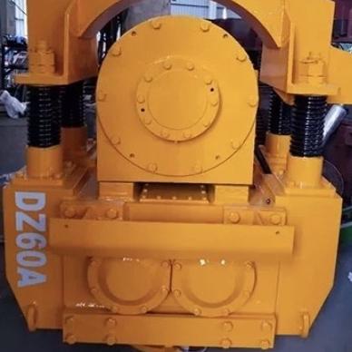 China 1000RPM High-Frequency Pile Driver - 35t Crawler-Mounted Vibro Hammer For Sheet Concrete Piles for sale