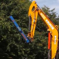 China 2.5m Reach Hydraulic Hedge Cutter: High-Efficiency Trimming & Professional Tree Pruning for sale