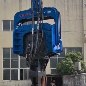 China FV-700 Dual Pump Flow Merging System Pile Driver – Low Maintenance Cost Design & 915 kN Impact Force for sale