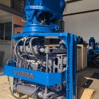 China Hydraulic Side Grip Pile Driver for Confined Spaces | Low Headroom Operation + Bidirectional Tilt & 360° Rotation for sale
