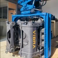 China Hydraulic Side Grip Pile Driver for Confined Spaces | Low Headroom Operation + Bidirectional Tilt & 360° Rotation for sale