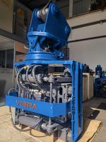 China Full 360 Degree Continuous Rotation China Pile Driver | Bidirectional Tilt Driving Head Factory + Low Headroom Design for sale