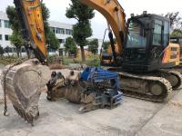 China Heavy-Duty Hydraulic Pile Driver: Ideal for Riverbank and Canal Projects for sale