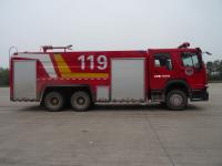 China 10000 Kg Foam Fire Truck 2320L Water Tank 177Kw Diesel Engine for sale