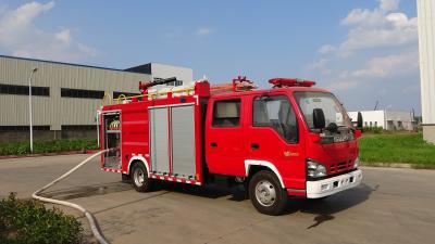 China ISUZU 96KW Mini Rescue Fire Truck with 1800kg Water, 600kg Foam & 300kg Dry Powder Capacity for sale