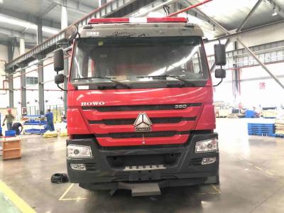 China SINOTRUK Foam Heavy Duty Fire Truck 276KW 6x4 15000L Capacity with Double Cabin for sale